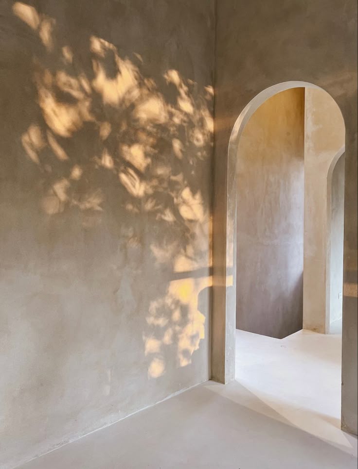 ESSENTIAL COLLECTION – Andrea House